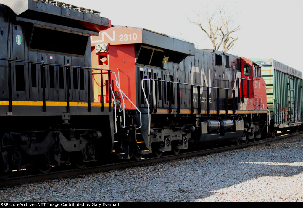 CN 2310 - Canadian National